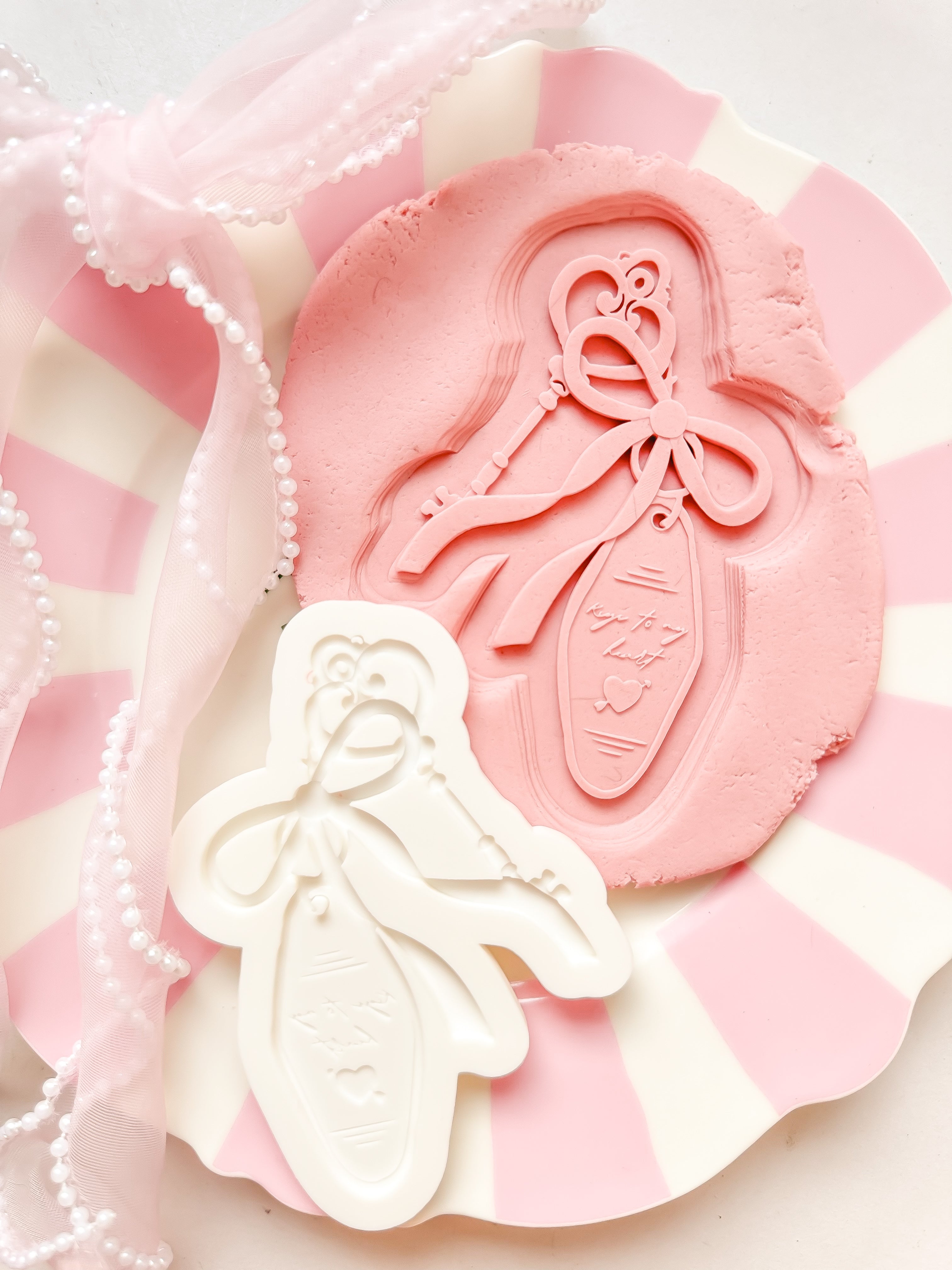 Keys to my heart keychain - Debosser and Cutter – Cookies Kitchen Co